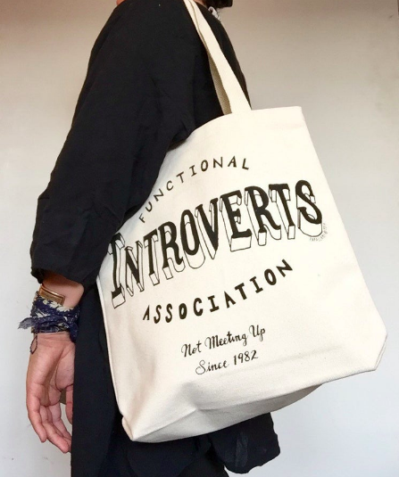 11 Gifts for Introverts: The Go-To Guide carefully curated by an introvert!